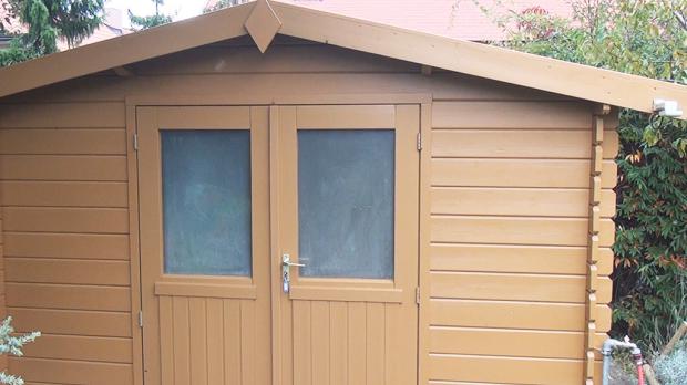 Gartenhaus streichen & warten Anleitung @ diybook.at